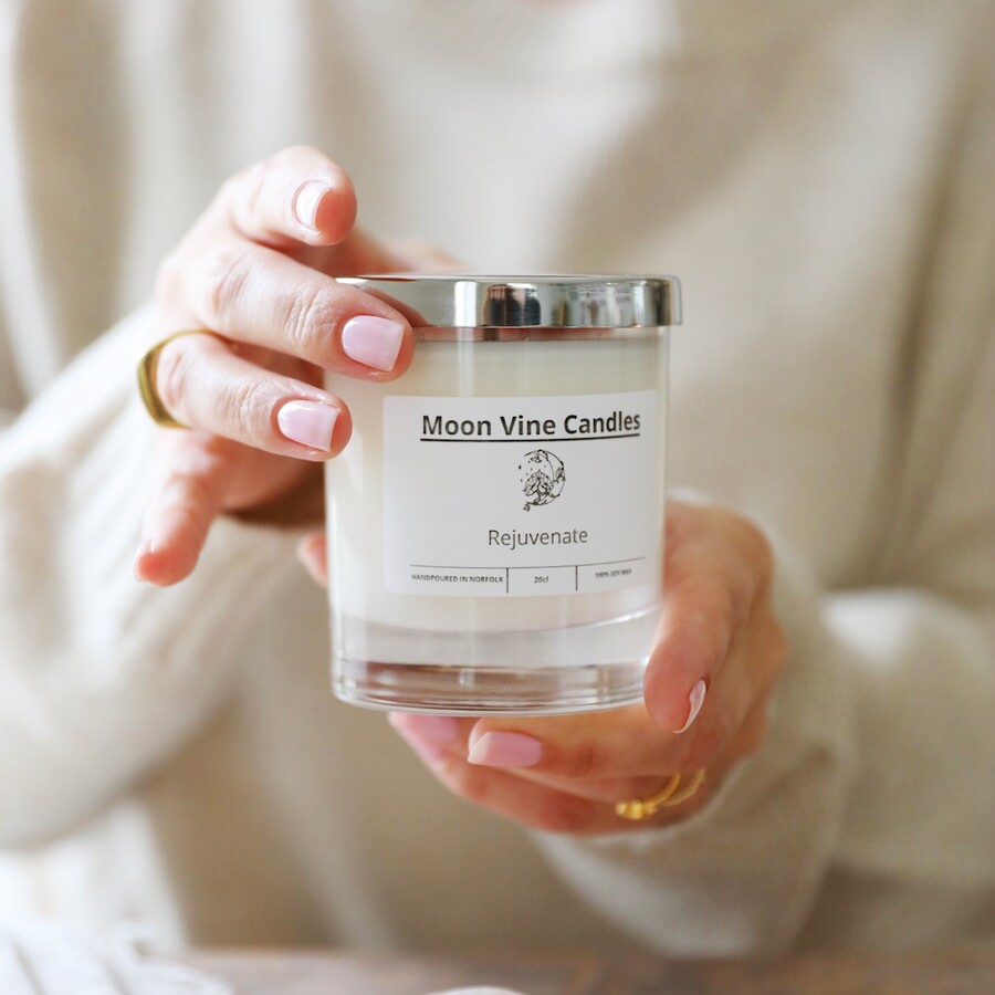 Moon Vine Rejuvenate 20cl Candle with Lid | Lisa Angel