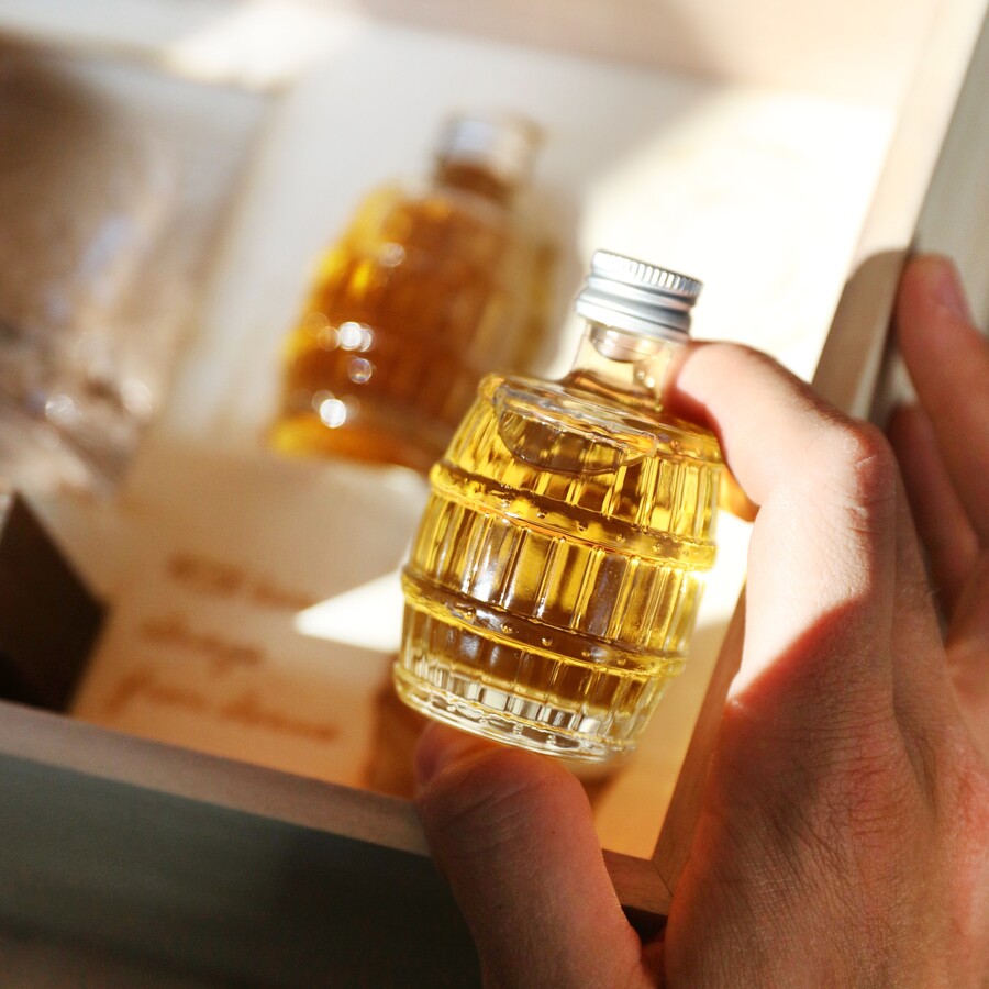5cl Barrel of House Whisky | Alcohol | Lisa Angel