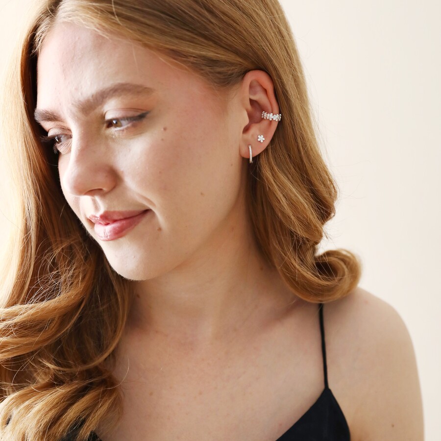 Tiny Daisy Chain Ear Cuff in Silver | Lisa Angel