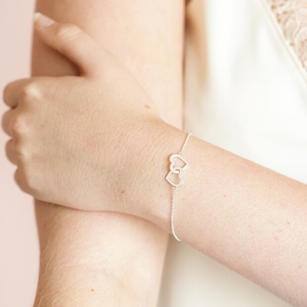 Interlocking Heart Charm Bracelet in Silver | Lisa Angel