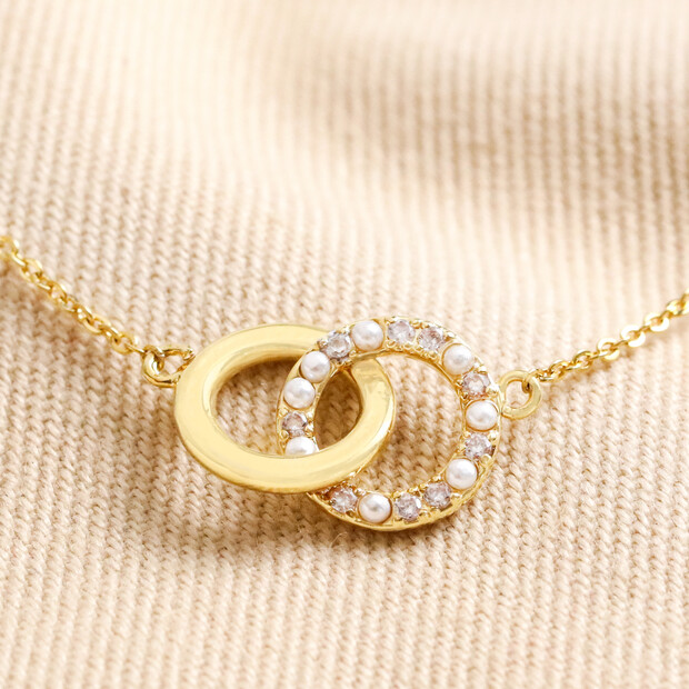 Interlocking Pearl and Crystal Hoops Bracelet Gold | Lisa Angel