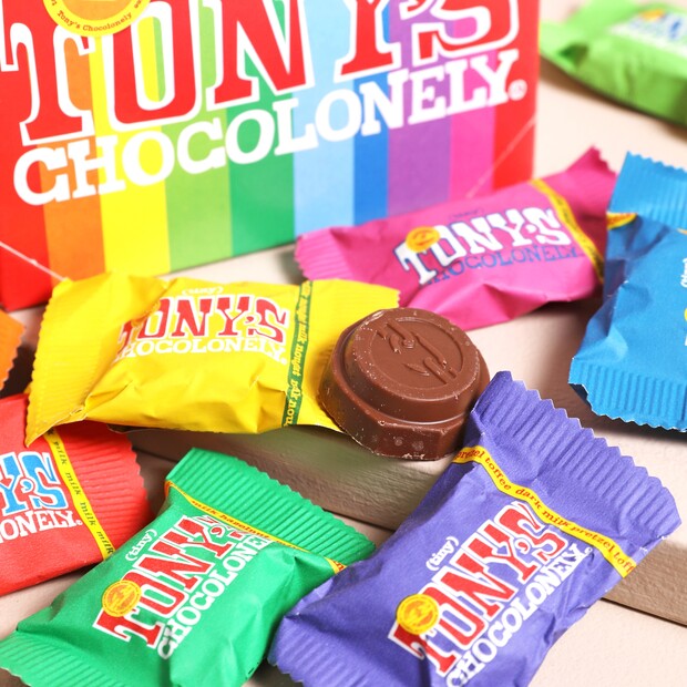 Tiny Tony's Christmas Gift Box | Tony's Chocolonely | Lisa Angel