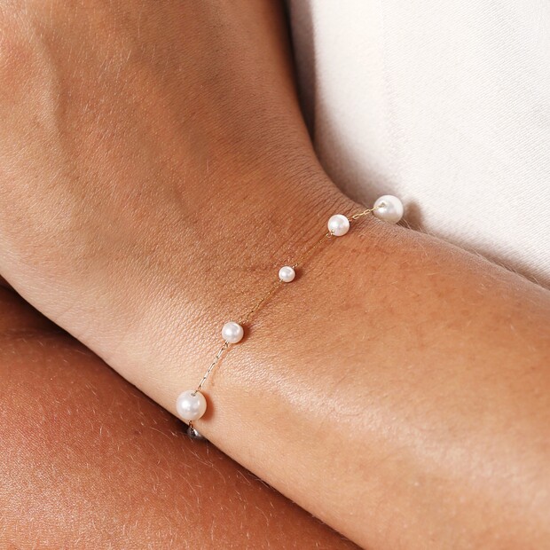 Stainless Steel Mixed Pearl Chain Bracelet in Gold | Lisa Angel
