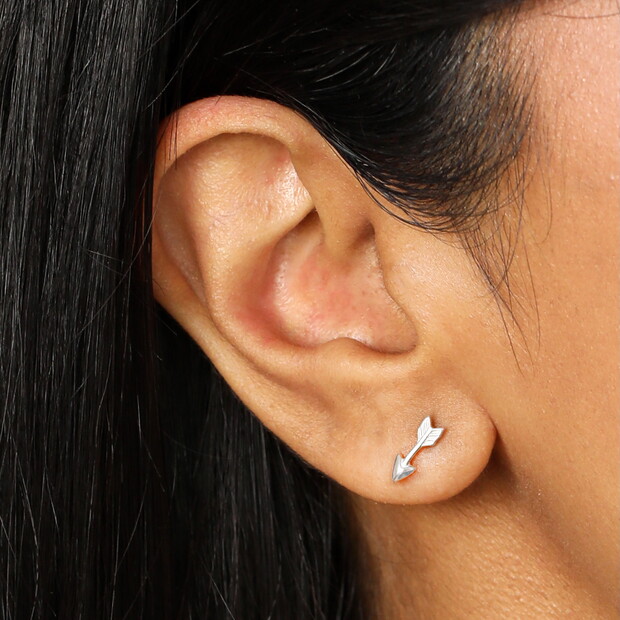 Sterling Silver Arrow Piercing Earring | Lisa Angel