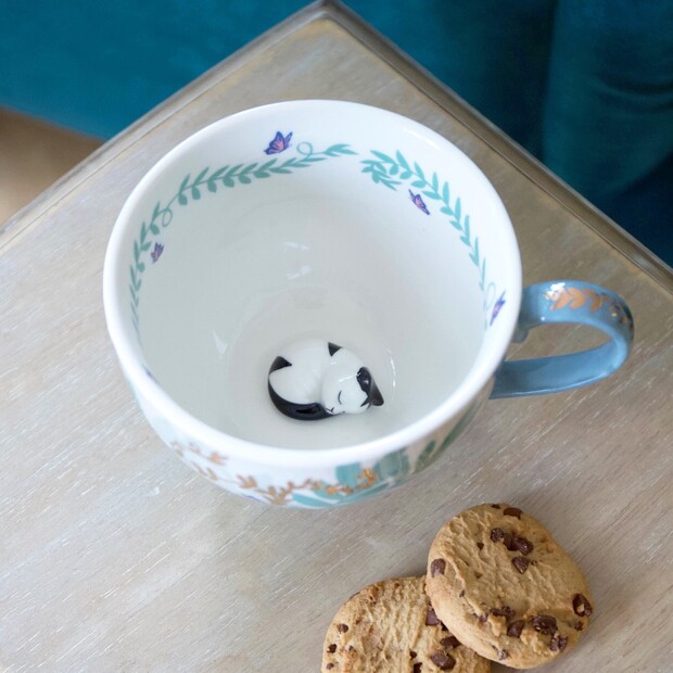 House of Disaster | Boulevard Green Teacup | Lisa Angel