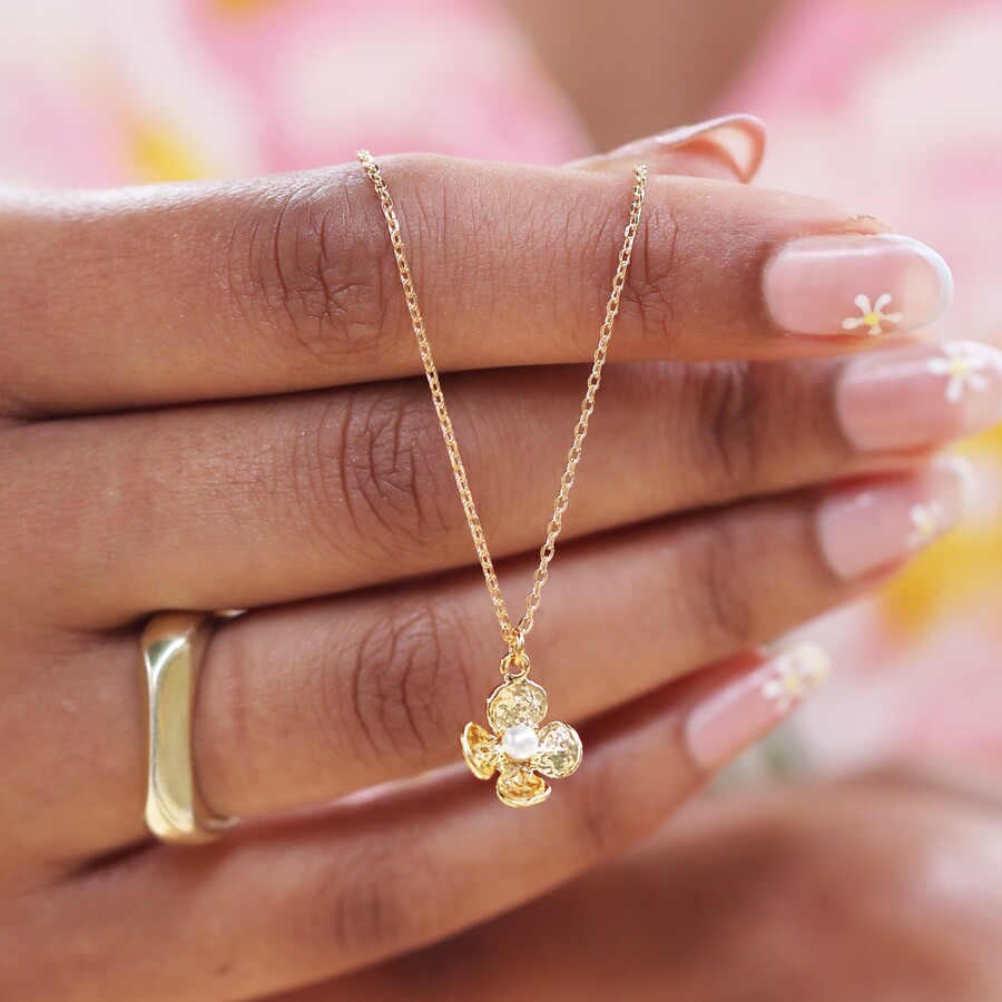 Small Flower Necklace with Pearl Centre in Gold | Lisa Angel