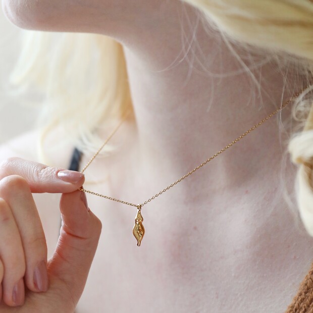 Feminine Figure Pendant Necklace in Gold | Lisa Angel