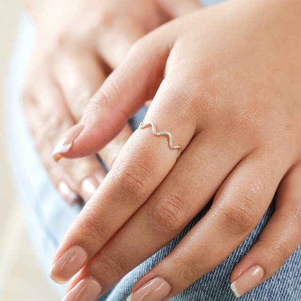 Adjustable Wavy Line Ring in Silver | Lisa Angel