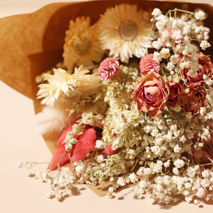 Vintage Pink Market Style Dried Flower Bouquet | Lisa Angel