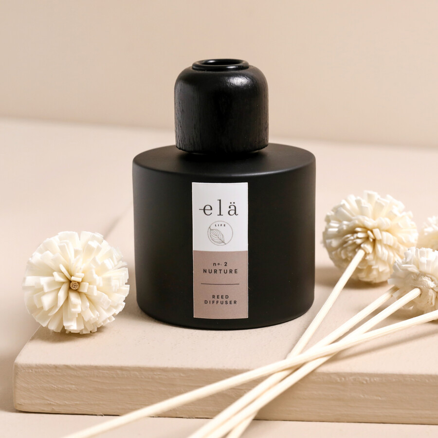 Nurture No. 2 Pom Pom Flower Diffuser | Elä Life | Lisa Angel