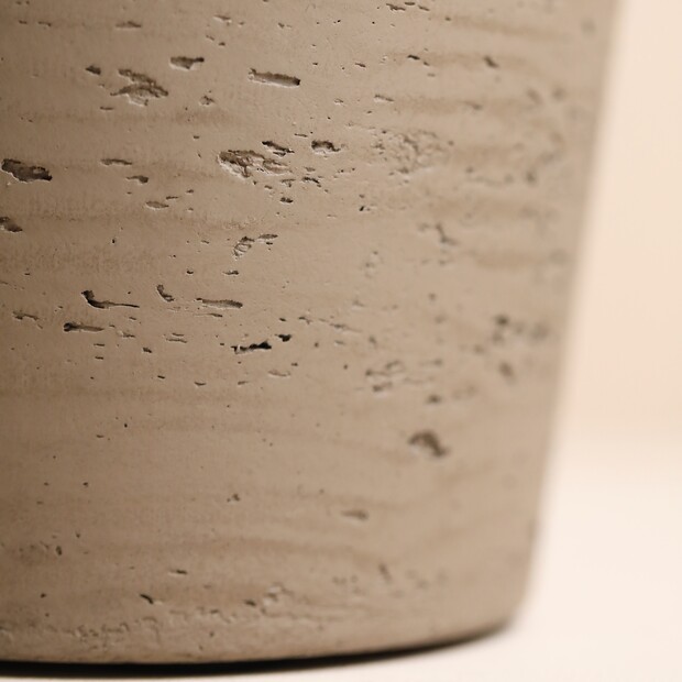 Warm Stone Stratton Planter | Garden Trading | Lisa Angel