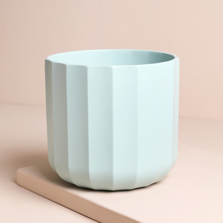 Positano Medium Mint Geo Planter | Ivyline | Lisa Angel
