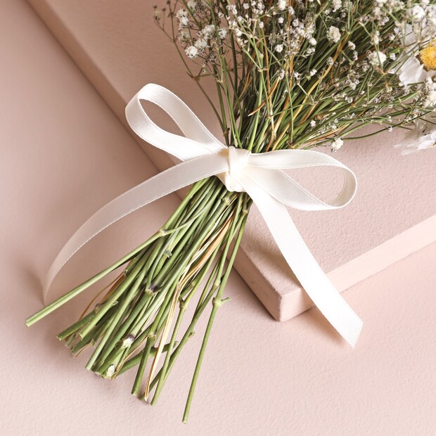 Dorothy Dried Flower Bridesmaid Wedding Posy | Lisa Angel