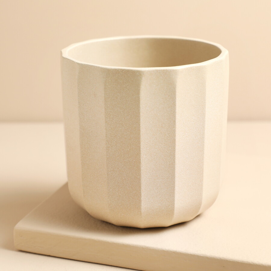 Positano Medium Ivory Geo Planter | Ivyline | Lisa Angel